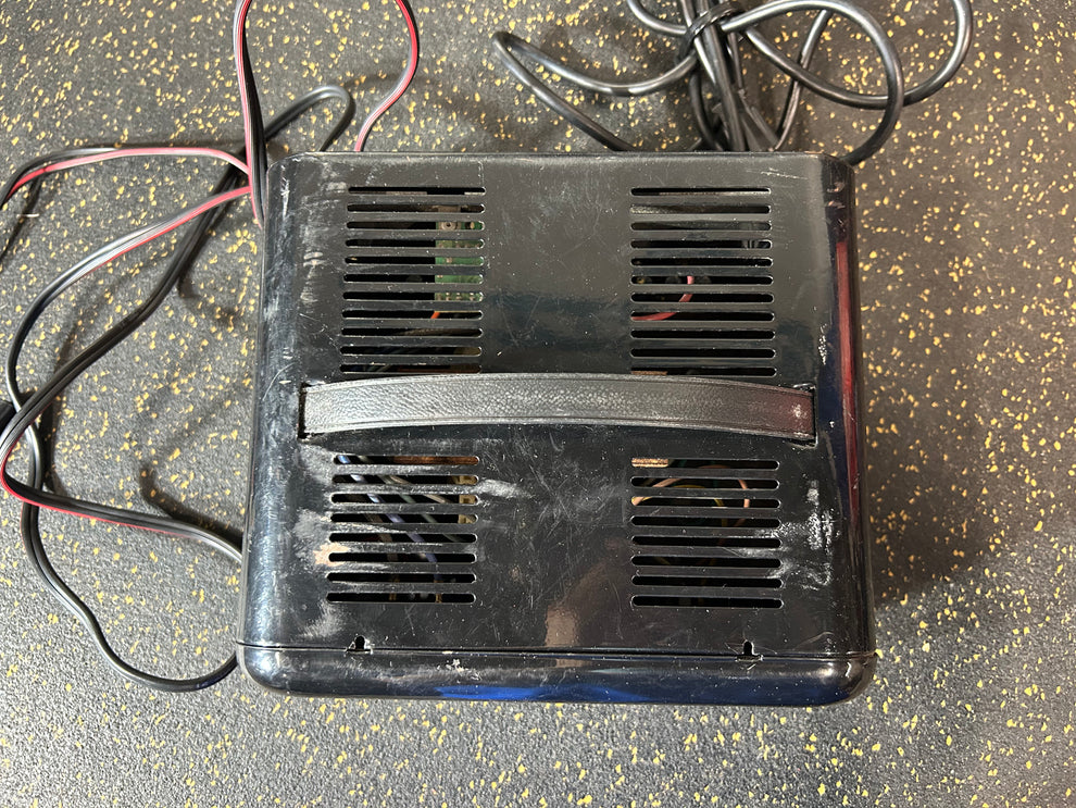 MotoMaster 10/2A – 12V Automatic & Manual Battery Charger (Model 11-15 ...